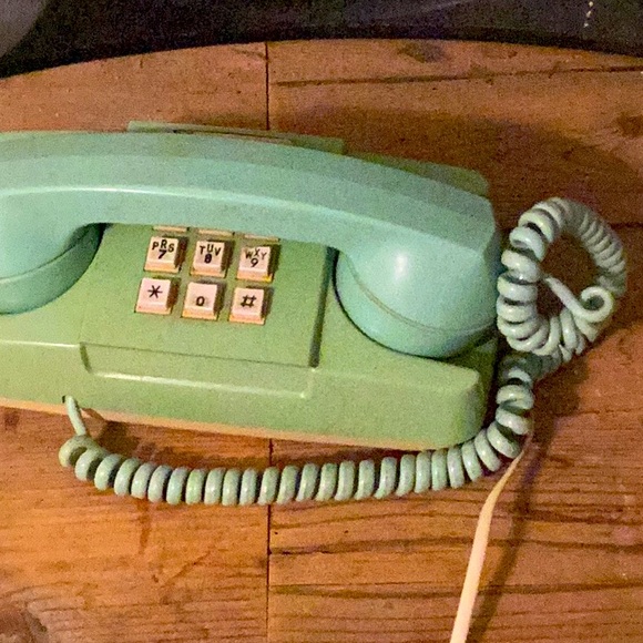 Starlite Automatic Electric | Other | Vintage Landline Phone In Mint ...
